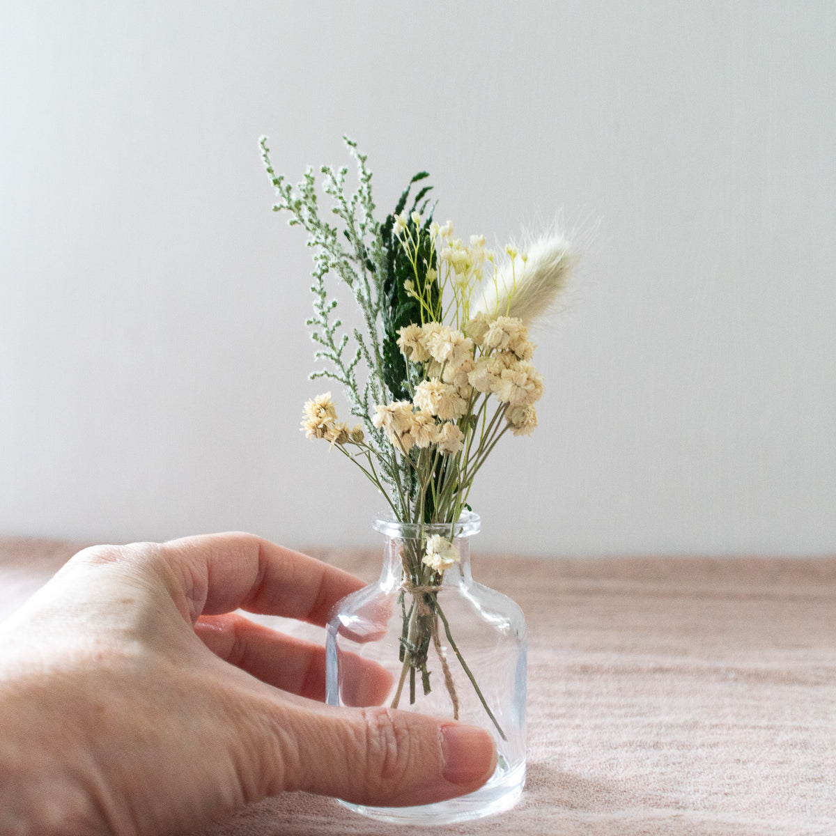 Micro Dried Flower Arrangement in A Glass Bud Vase – Gather Goods Co.