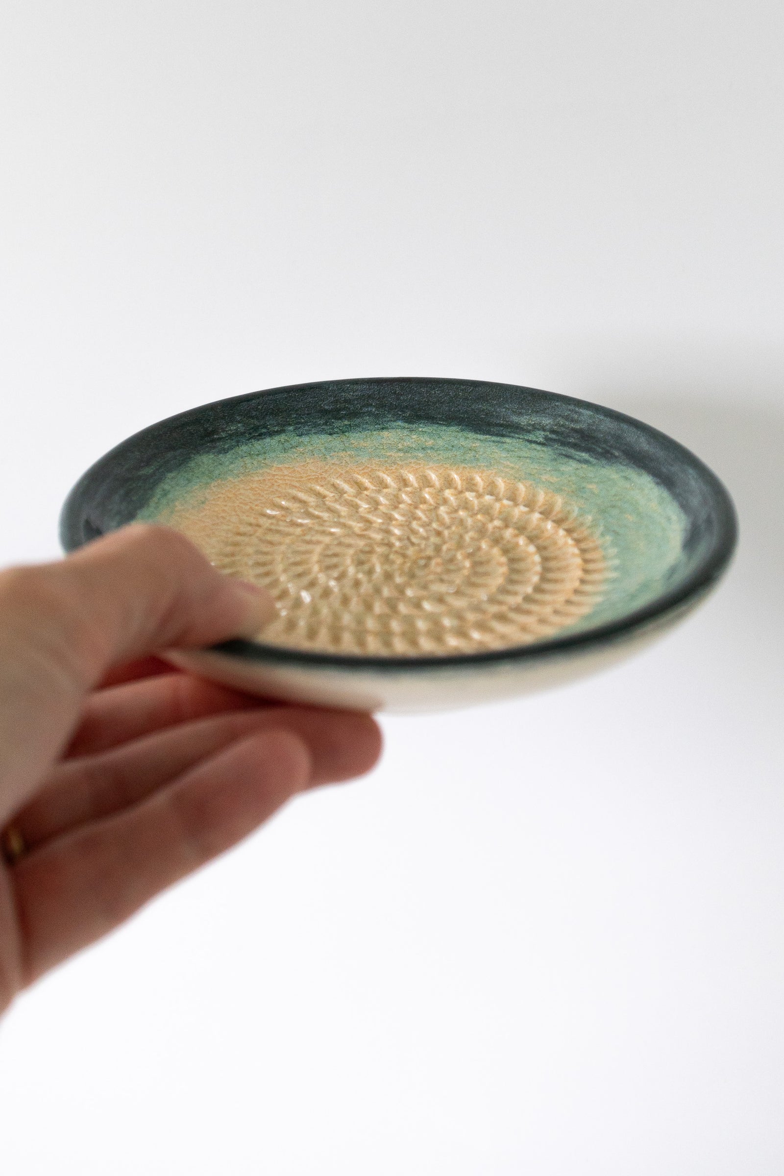 Ceramic Garlic Grater Plate, Green Ombre – Gather Goods Co.