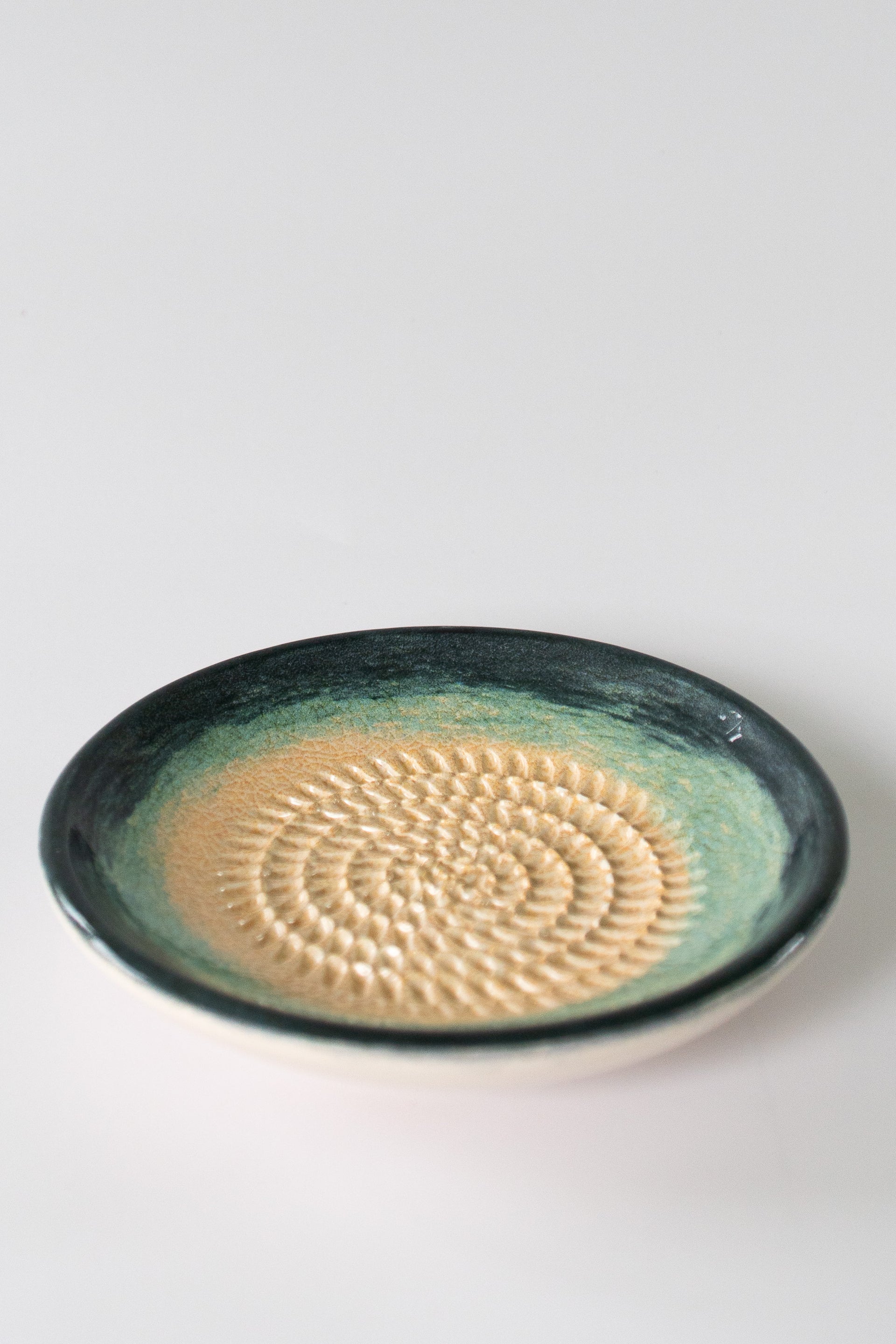 Ceramic Garlic Grater Plate, Green Ombre – Gather Goods Co.